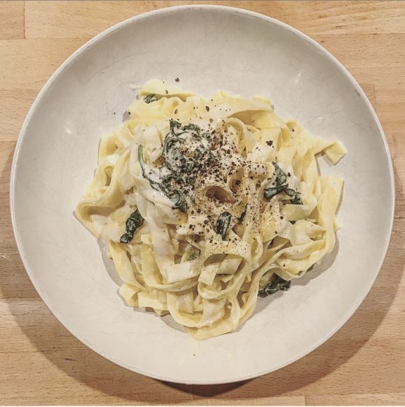 24: Recipe | Light Spinach Pappardelle Alfredo – theinbetweenismine